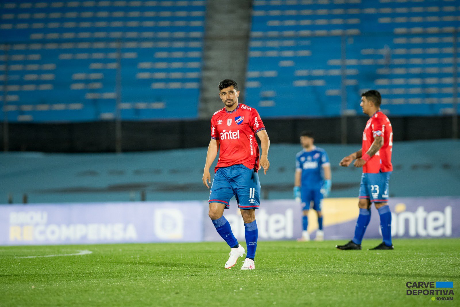 Chory Castro: “Nunca dudé ni sufrí, disfruté el fútbol hasta el último día“